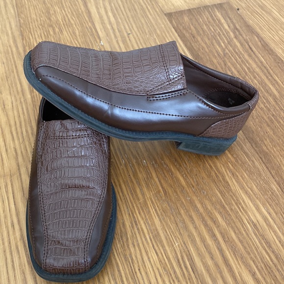 smartfit | Shoes | Smartfit Boys Leather Brown Dress Slipon Shoes Size ...